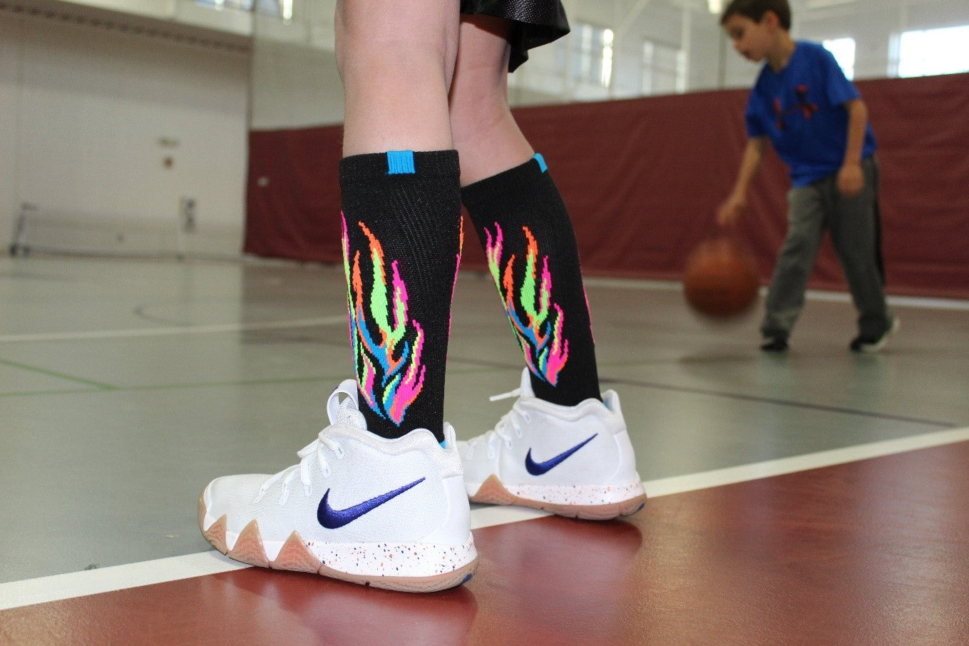 7 Ways for Fans to Show Team Spirit | MadSportsStuff